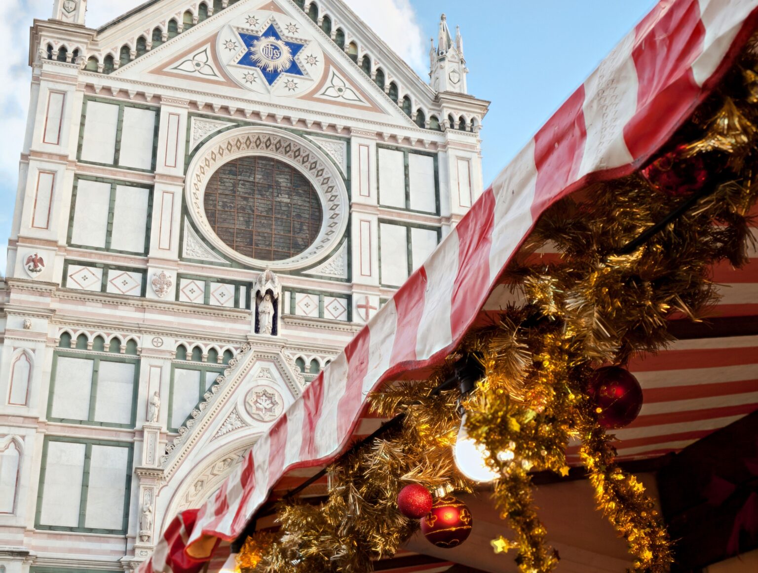 Mercatino di Natale a Firenze: Weihnachtsmarkt, Chiesa di Santa Croce