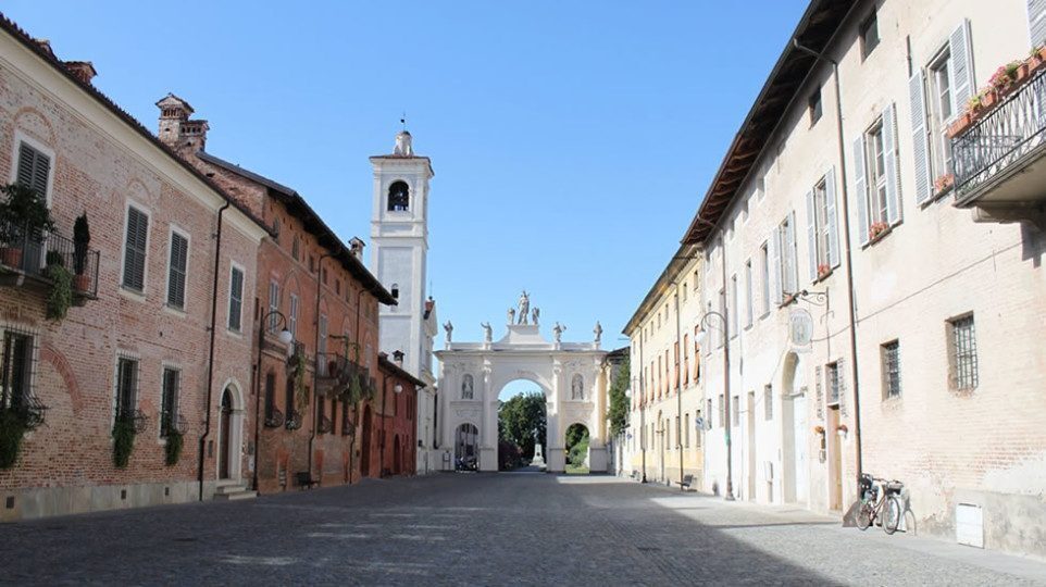 Cosa vedere a Cherasco, il Piemonte e i suoi castelli ma non solo
