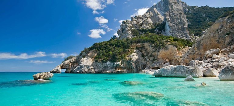 Tortolì, Sardegna: soggiorno tra spiagge e visite culturali