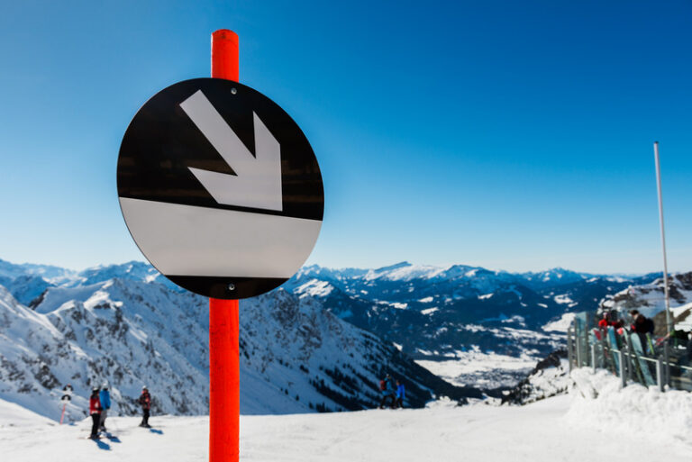 Ad alta velocità sugli sci: le tre piste nere più adrenaliniche